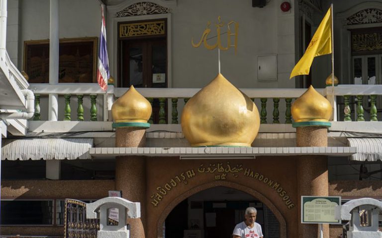 Discover 7 Beautiful Mosques in Bangkok, Thailand